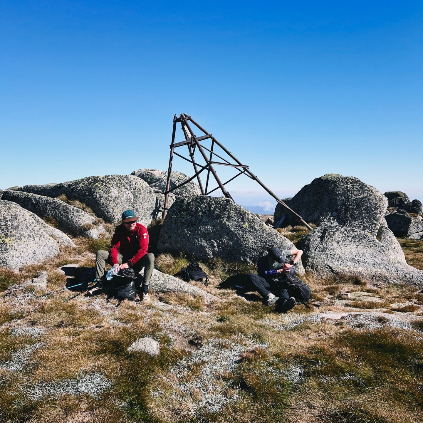 Snowies Alpine Walk: 4-Day Guide – Path & Pedal